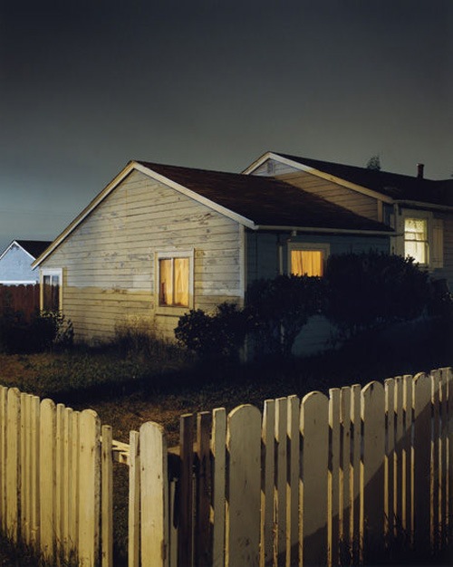 Homes at Night – Stunning photography by Todd Hido | Amusing Planet